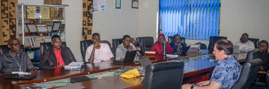 RHSP Data Management Team Completes DFdiscover Training | Rakai Health ...